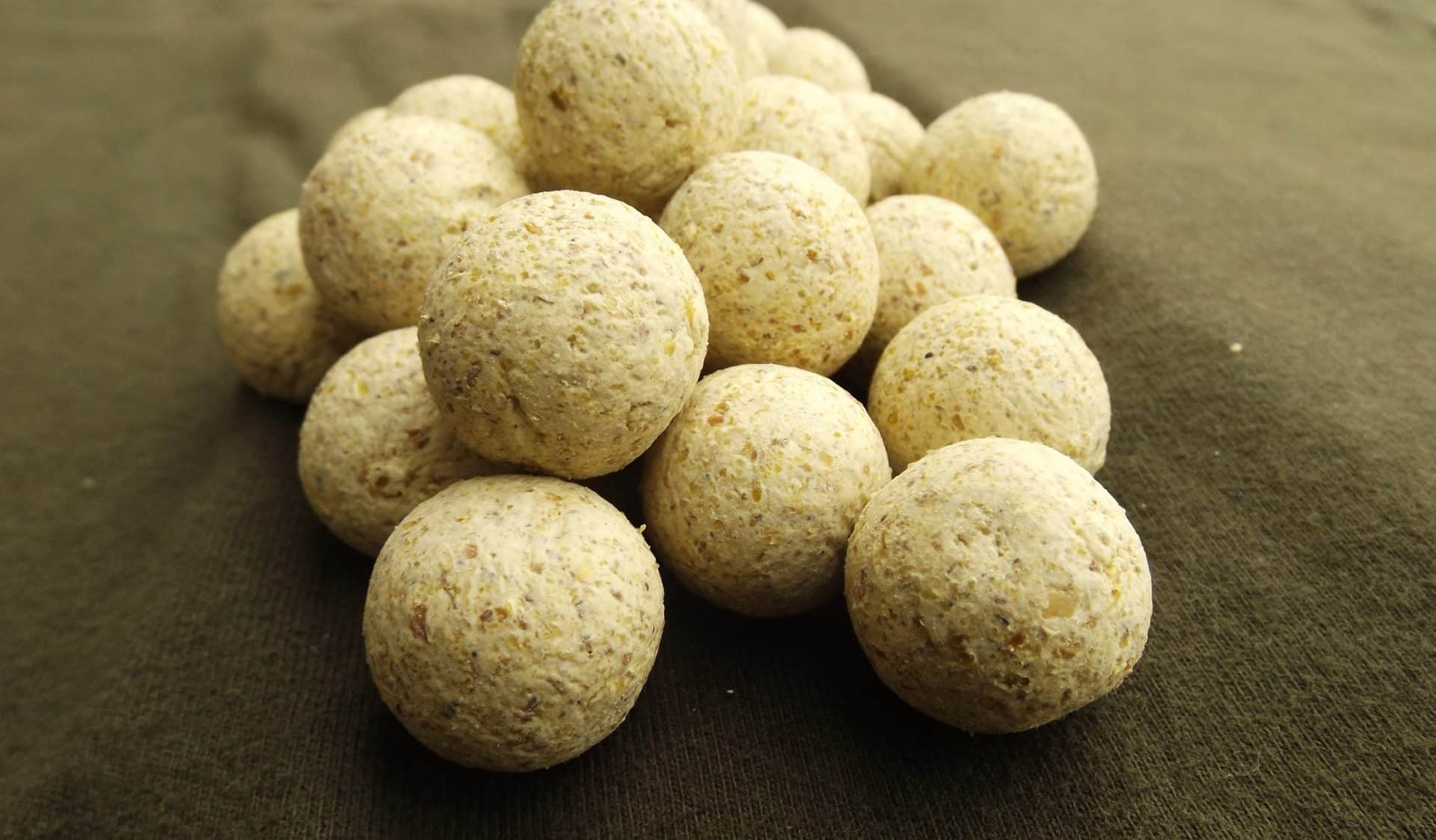 Rybář Kuna si chce stěžovat na LK Baits u úřadů! Vadí mu holubí trus v ...